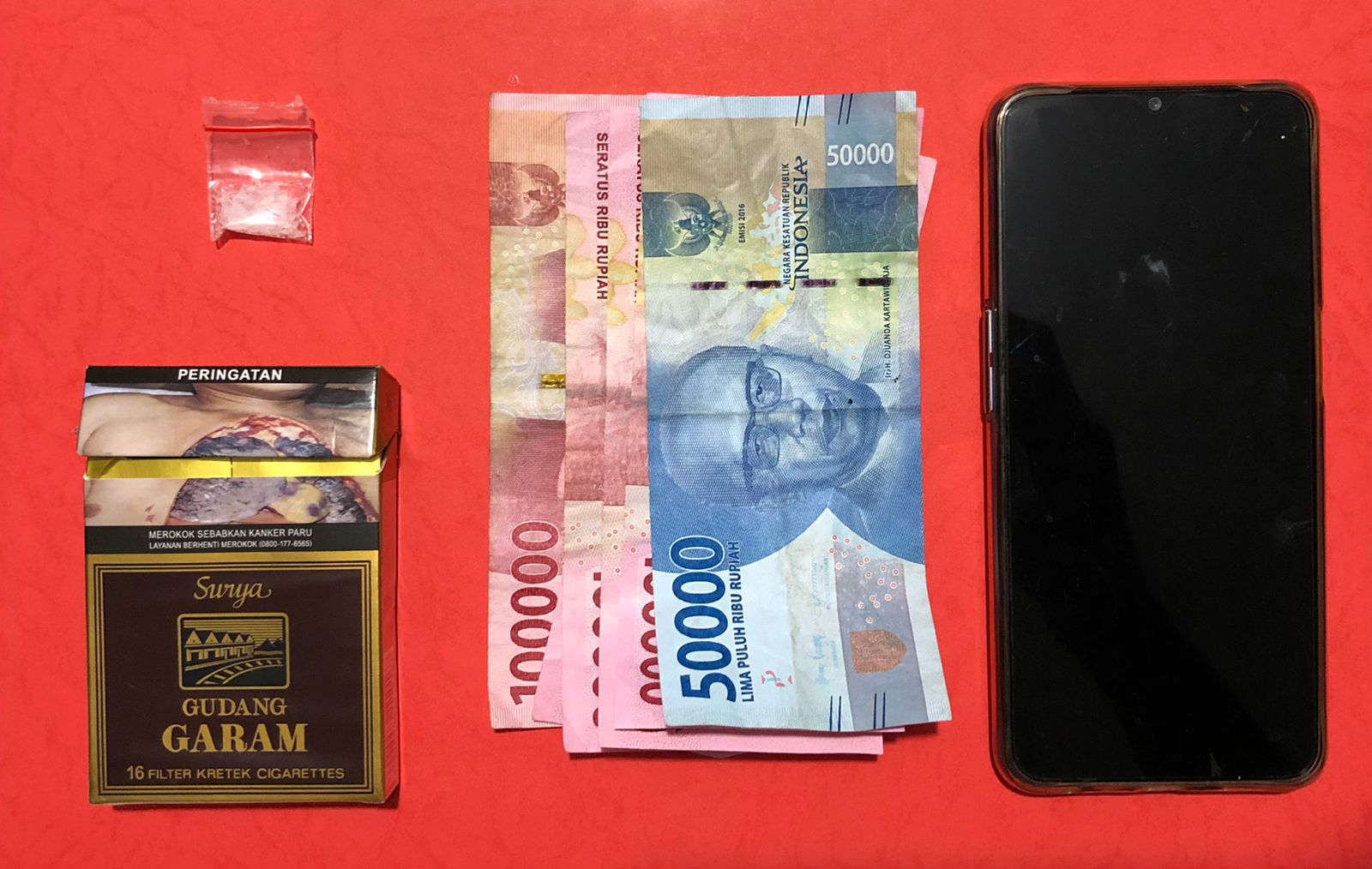 Tiga Pengedar dan Pemakai Sabu Ditangkap Polisi di Kabupaten Sanggau – SuaraIndo.id