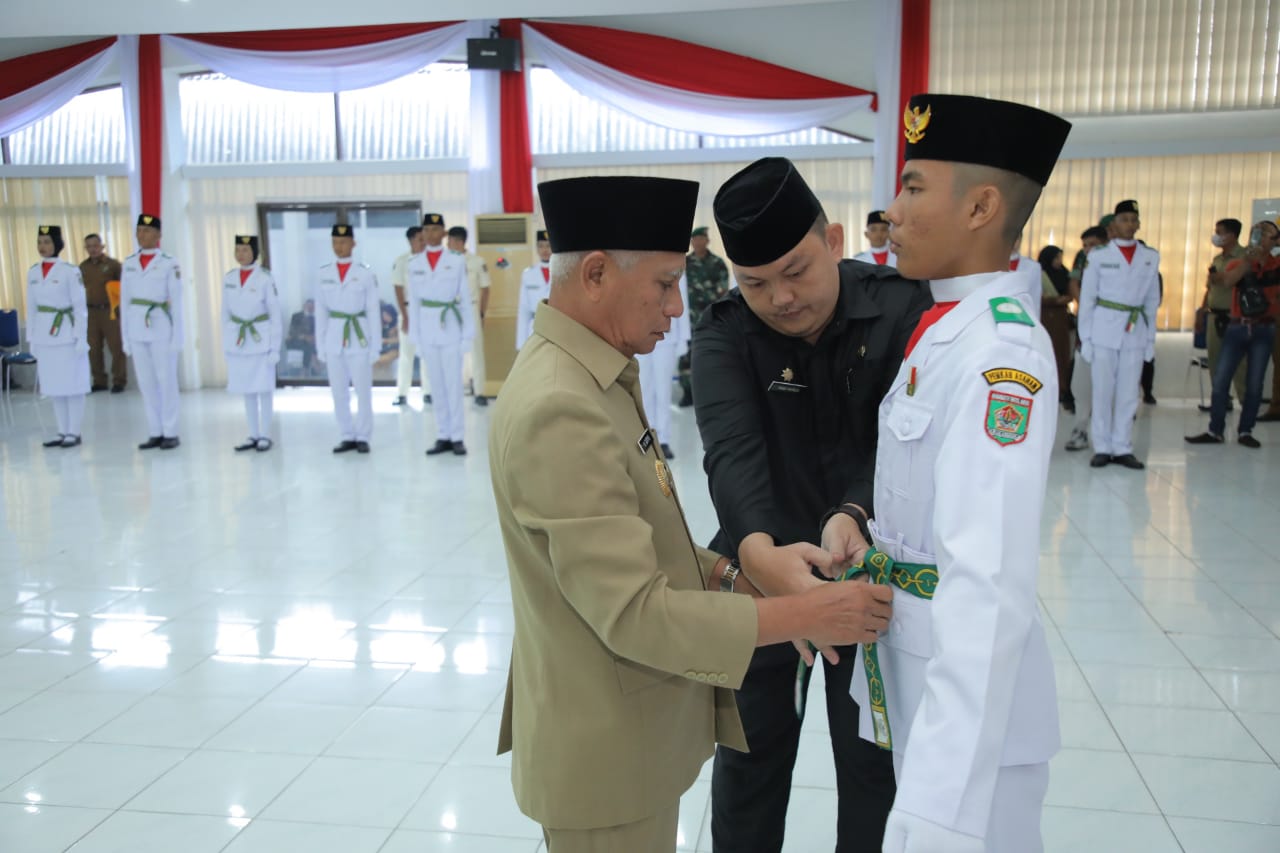 Bupati Asahan Kukuhkan Paskibraka Kabupaten Asahan Tahun 2023 – SuaraIndo.id