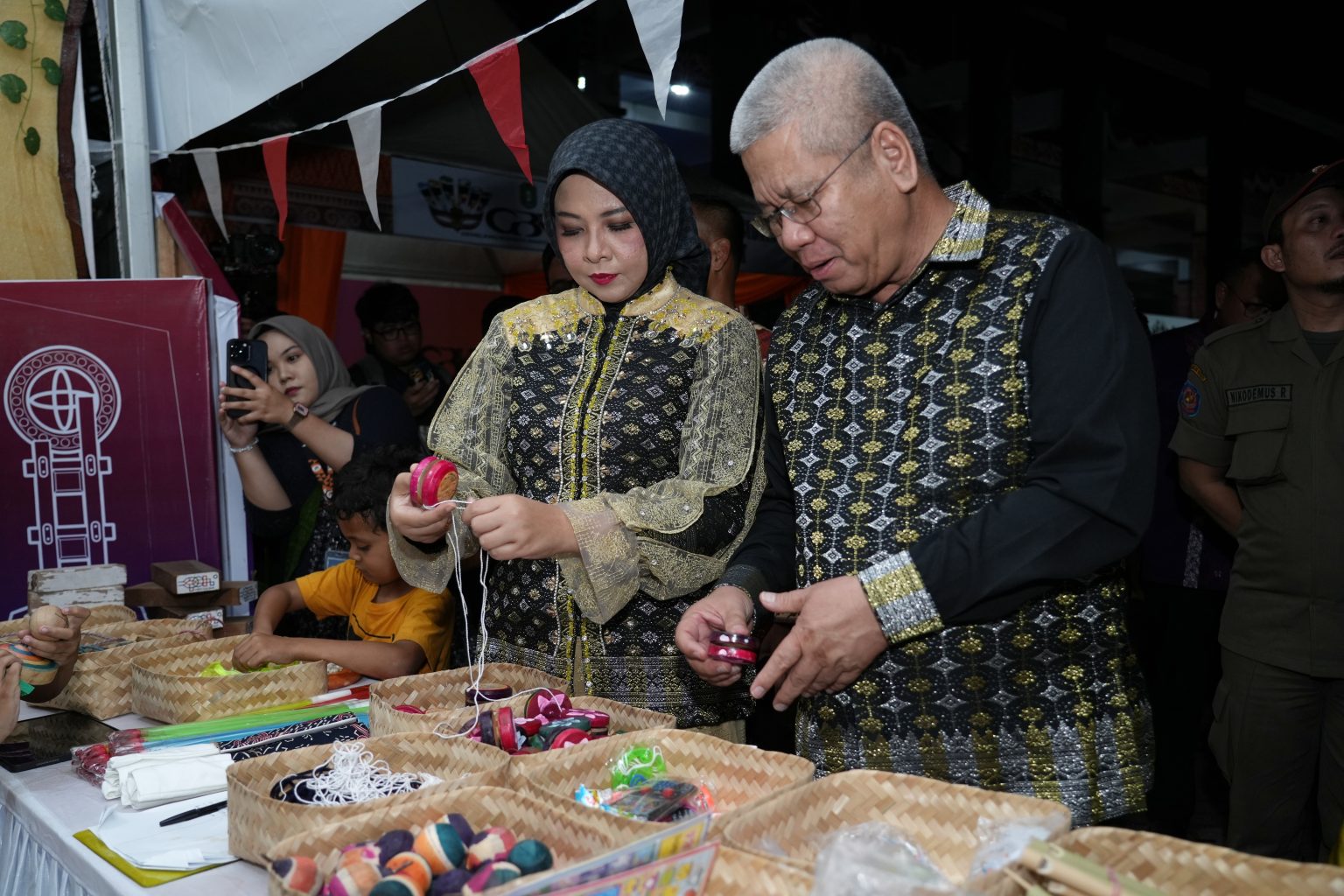 Pj Gubernur Kalbar Ajak Generasi Muda Cintai Budaya Lokal – SuaraIndo.id
