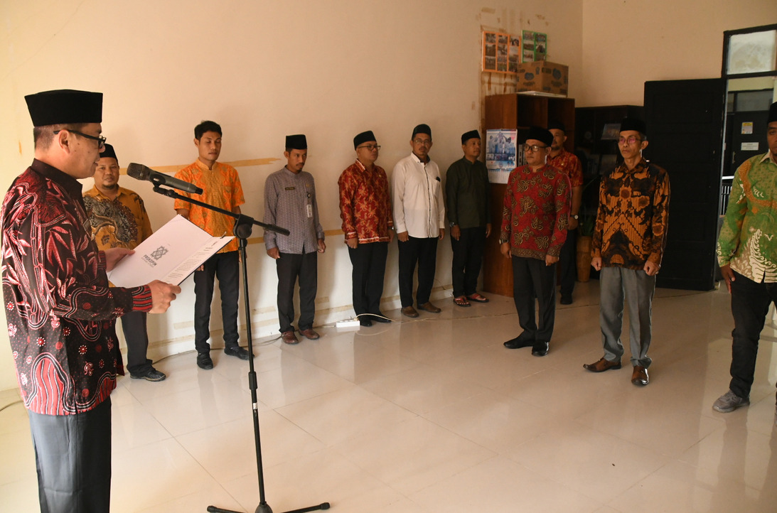 Bupati Kayong Utara Kukuhkan Pengurus LPTQ Periode 2024–2029, Dorong Pembinaan Generasi Qur’ani ...